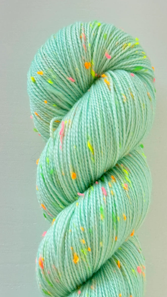 LYS DAY Shawl! – The Mermaid's Purl